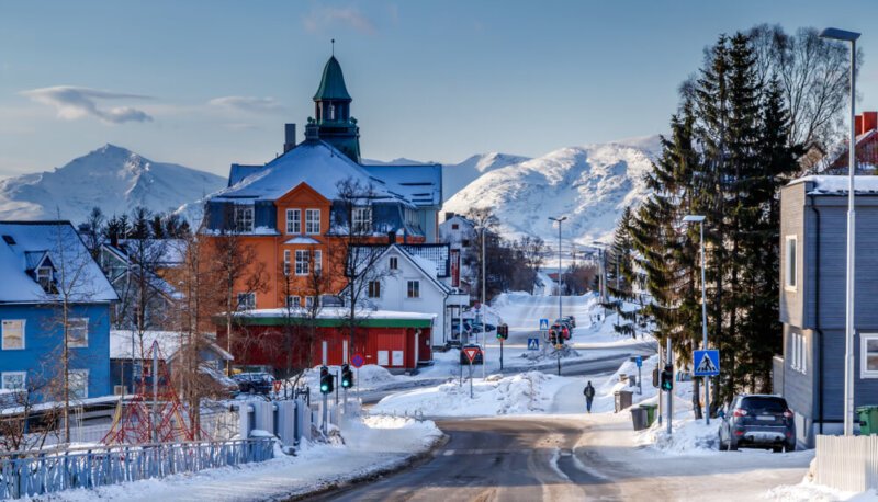 The Best Time to Visit Tromso By Season [Weather, Activities, Light ...