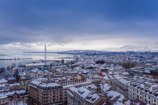 27 Warm & Wonderful Things to Do in Geneva in Winter – Eternal Arrival