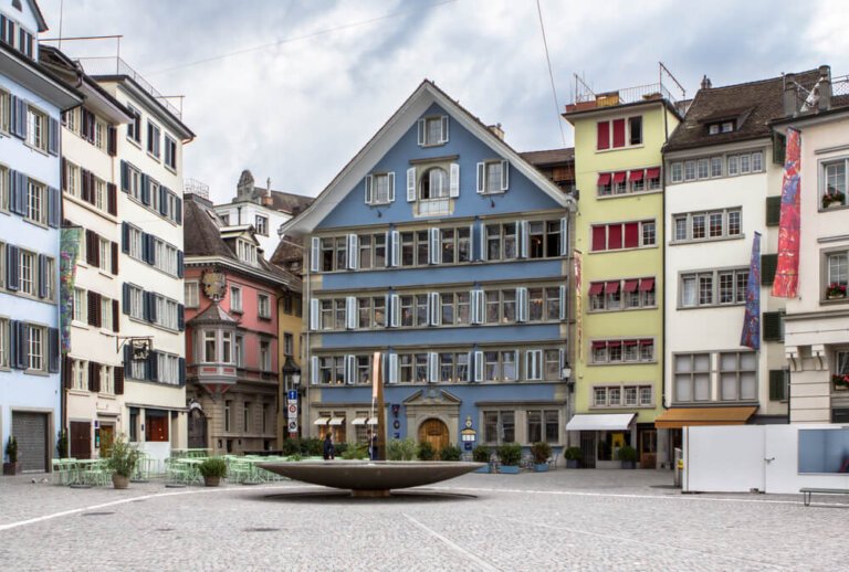2 Days in Zurich: Itinerary for Enjoying Switzerland’s Largest City ...