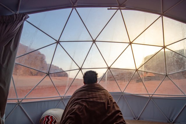 11 Incredible Wadi Rum Bubble Hotels to See the Night Sky! – Eternal ...