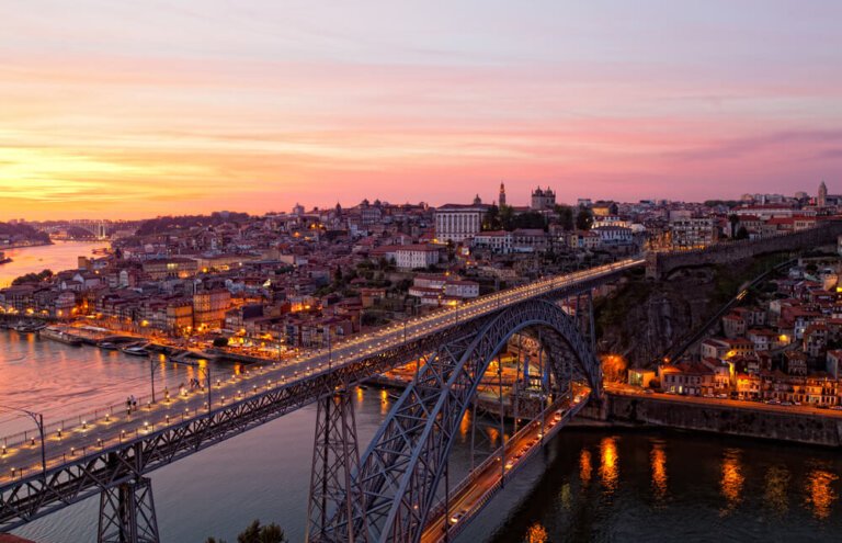 17 Cozy & Cool Things to Do in Porto in Winter – Eternal Arrival