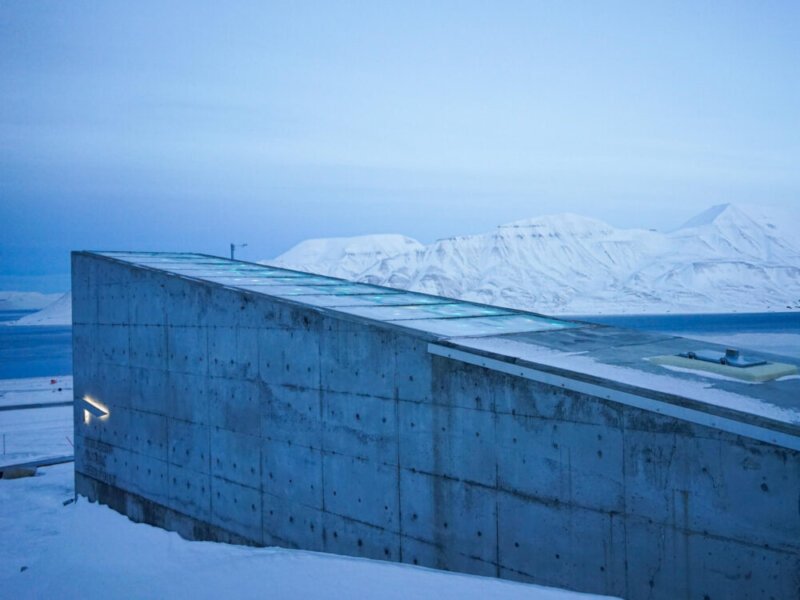 Best Time to Visit Svalbard: Monthly Weather, Daylight & Activity ...