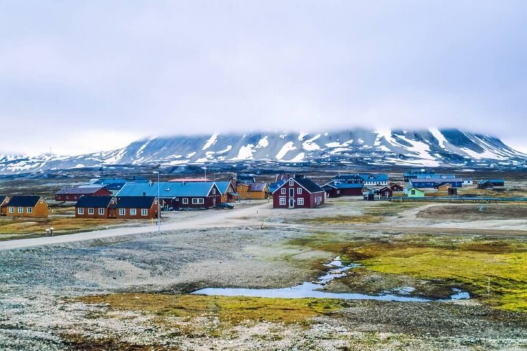 Best Time to Visit Svalbard: Monthly Weather, Daylight & Activity ...