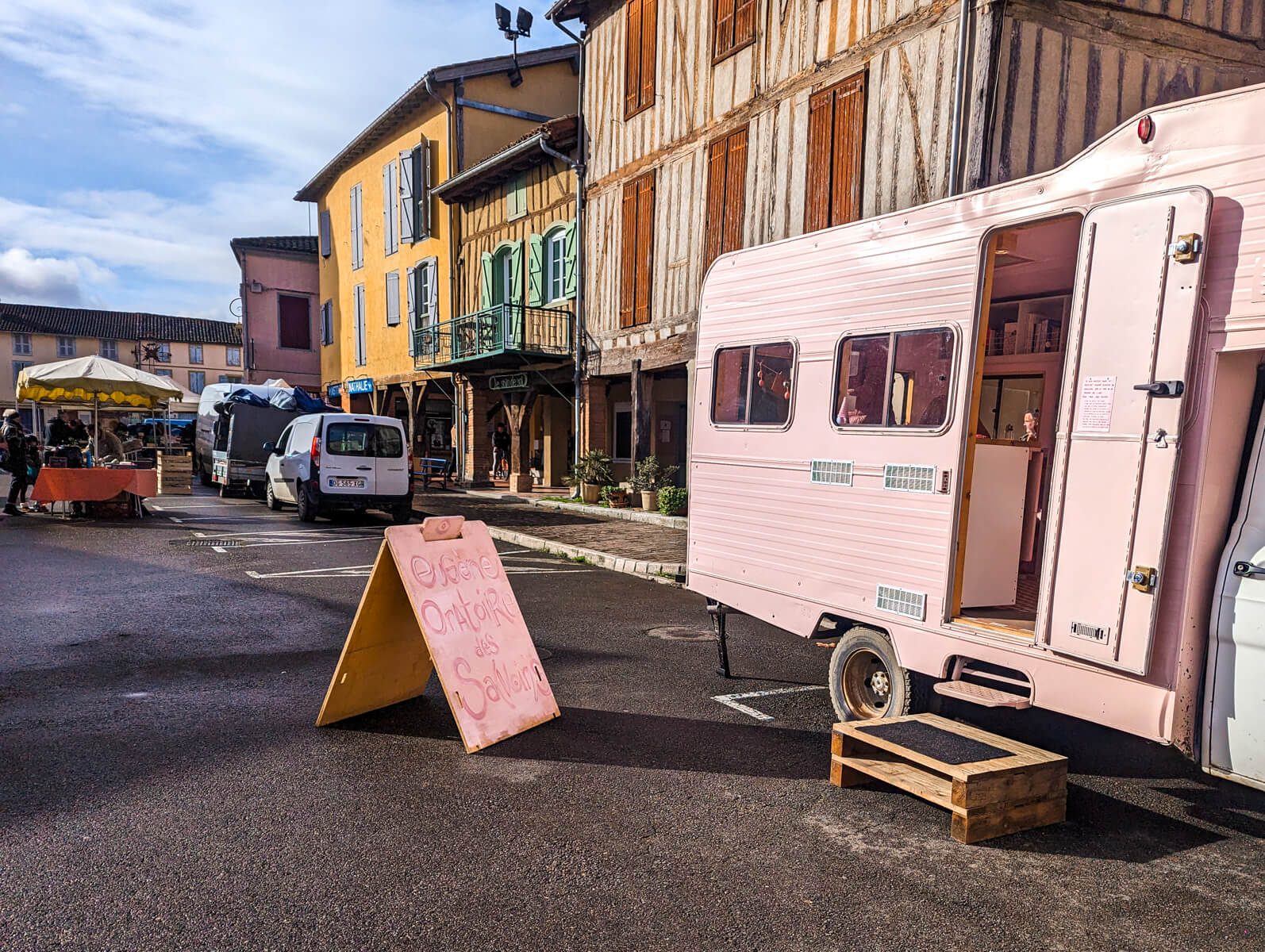 Lovely L’Isle-en-Dodon, France: What to Do in This Charming Small Town ...